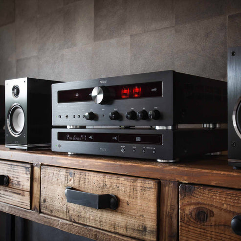 Magnat MR 780 Hybrid Integrated Amplifier with Bluetooth – Groove Audio