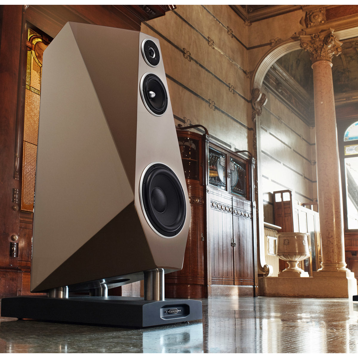 Diapason Dynamis Top End Floor Standing Speakers 1 Pair (Handmade in I ...